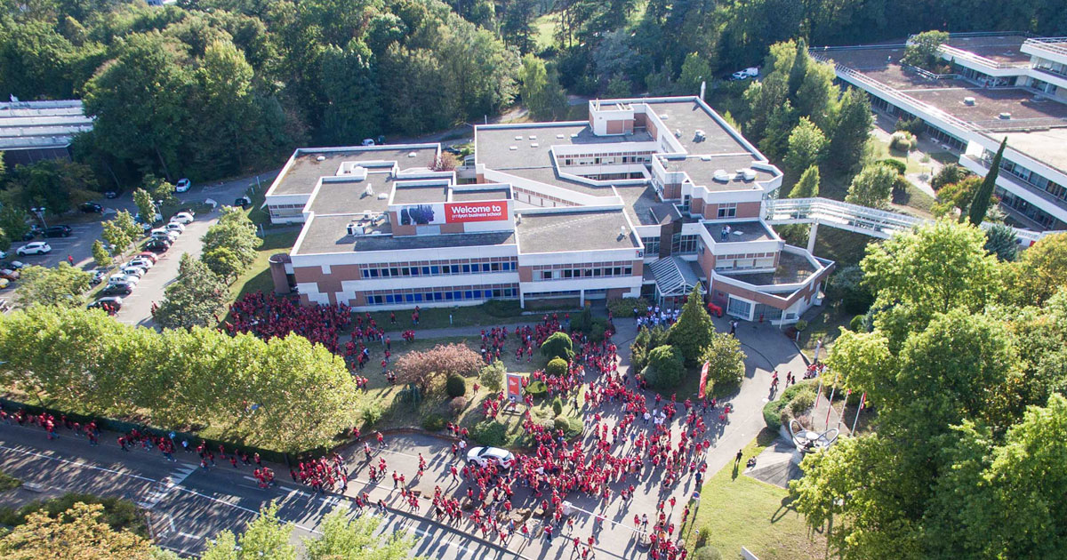 Double diplôme – emlyon business school | HEC Montréal